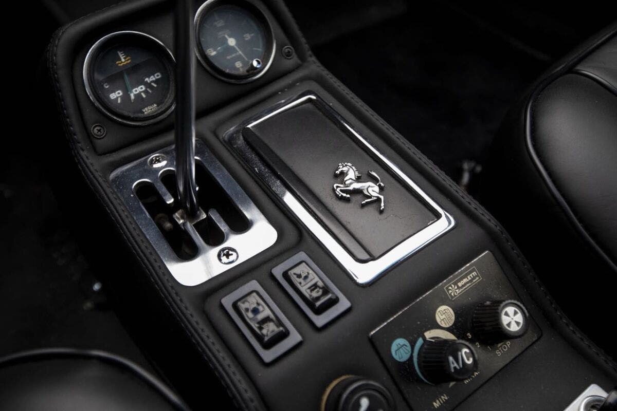 Ferrari 308 GTS: Liberty Walk svela un body kit personalizzato ...