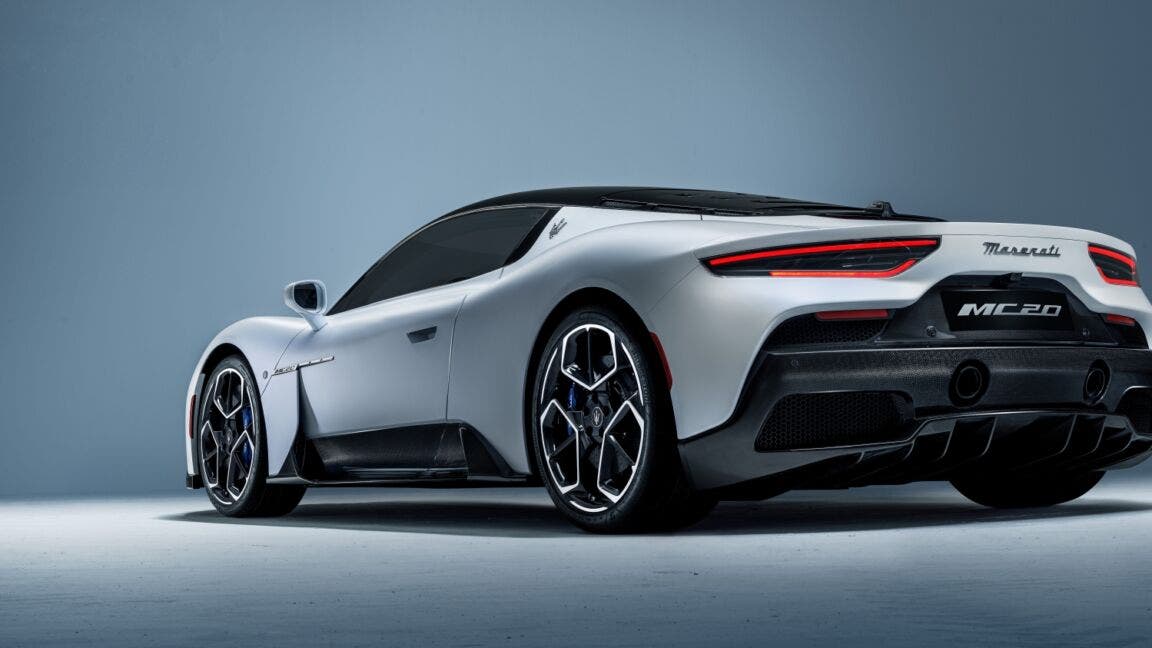 David Beckham a spasso con la Maserati MC20 - ClubAlfa.it