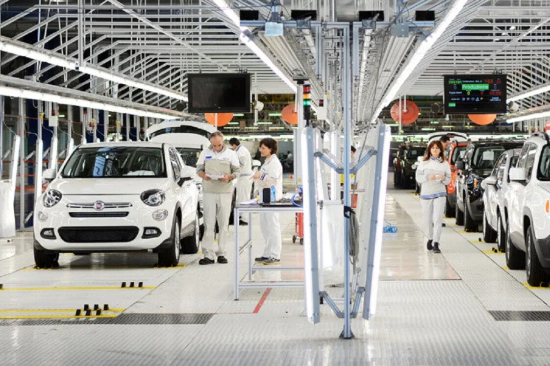 Stellantis: numero lavoratori e modelli prodotti in ogni fabbrica ...