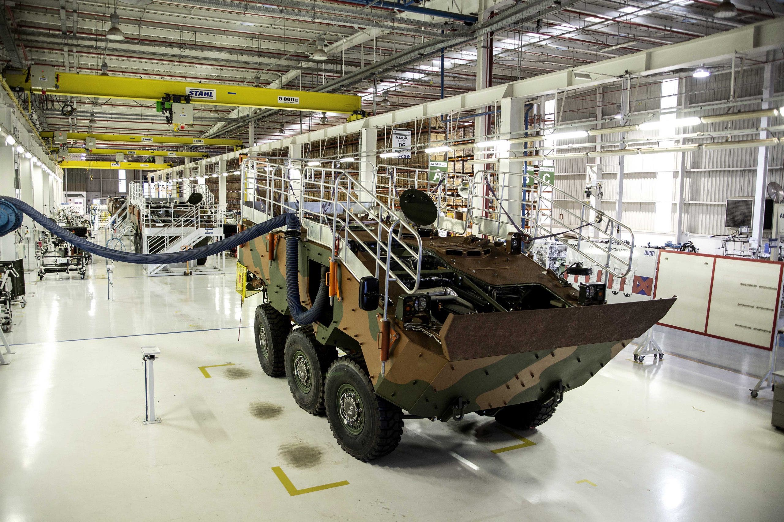 CNH Industrial e Iveco Defence: quali sono i piani per il futuro ...