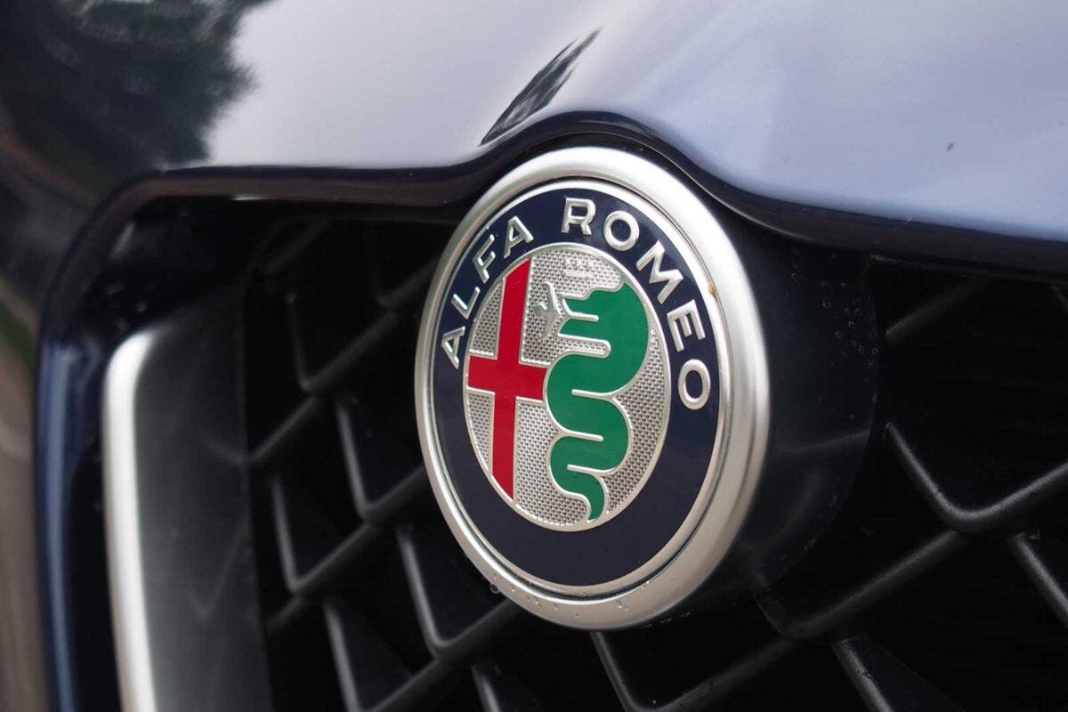 Stellantis, auto vendute nel 2021, Alfa Romeo fanalino di coda