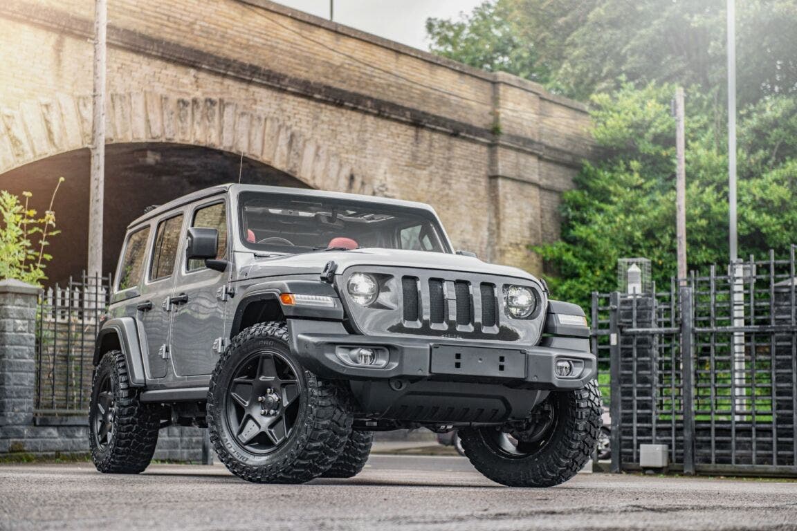 Ecco la Jeep Wrangler decappottabile di Kahn Design - ClubAlfa.it
