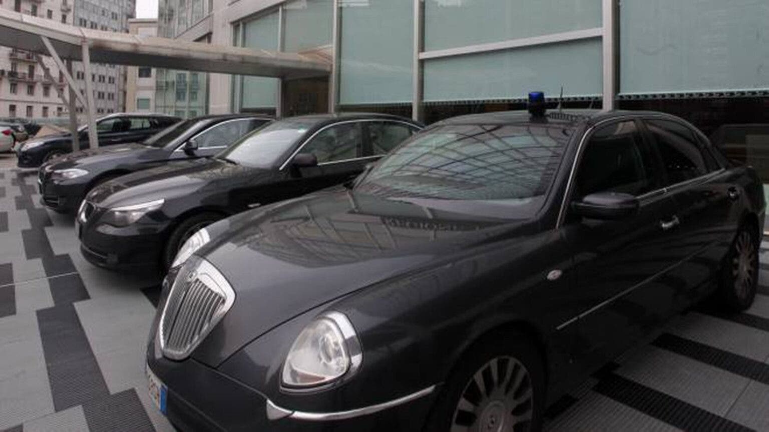 Quante sono le auto blu in Italia? Mistero - ClubAlfa.it