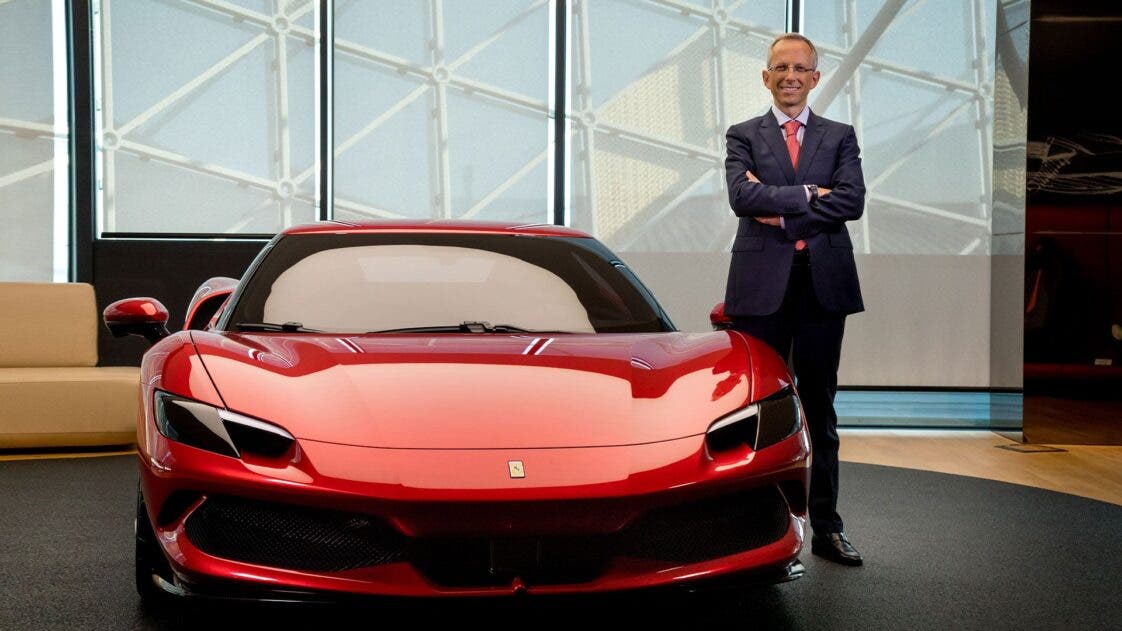 Ferrari: il CEO Benedetto Vigna ha incontrato il CEO di Leapmotor, Zhu ...