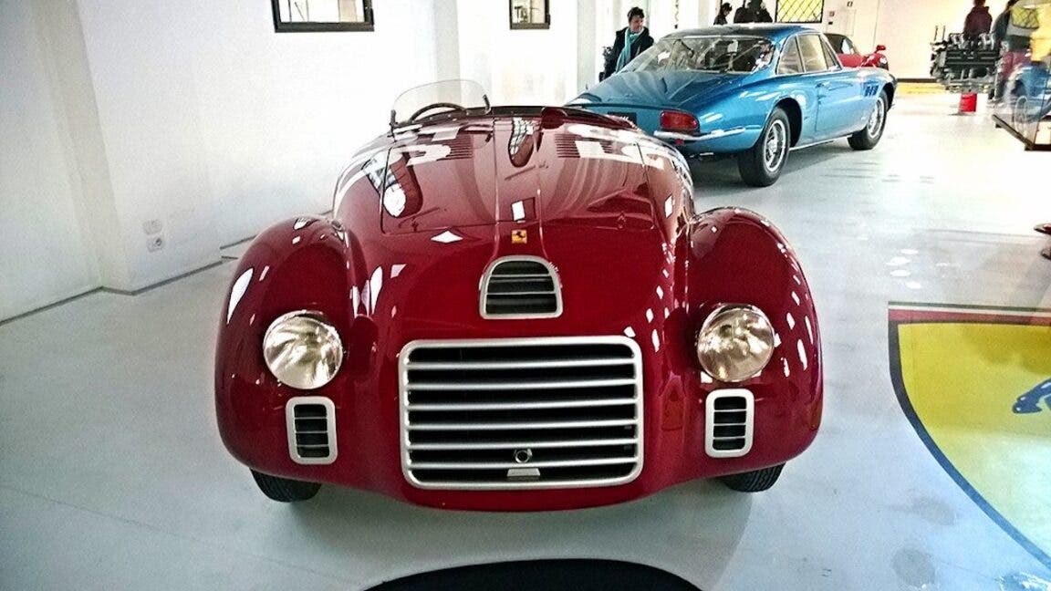 Ferrari: l'evoluzione del logo dal 1947 a oggi - ClubAlfa.it