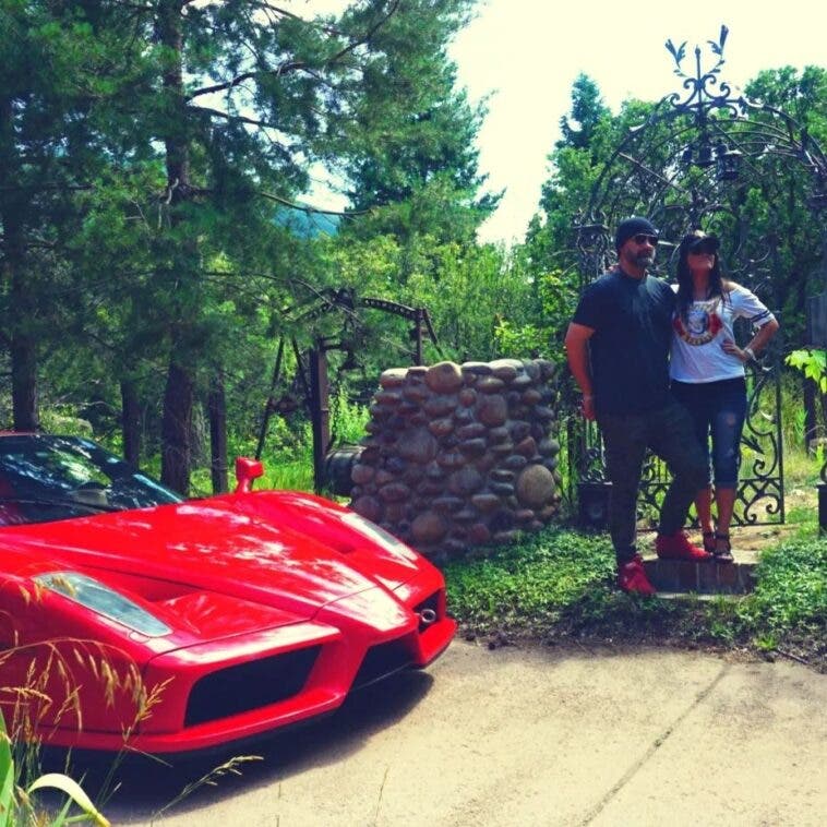 Ferrari Enzo: la storia dell’esemplare che ha percorso più km al mondo ...