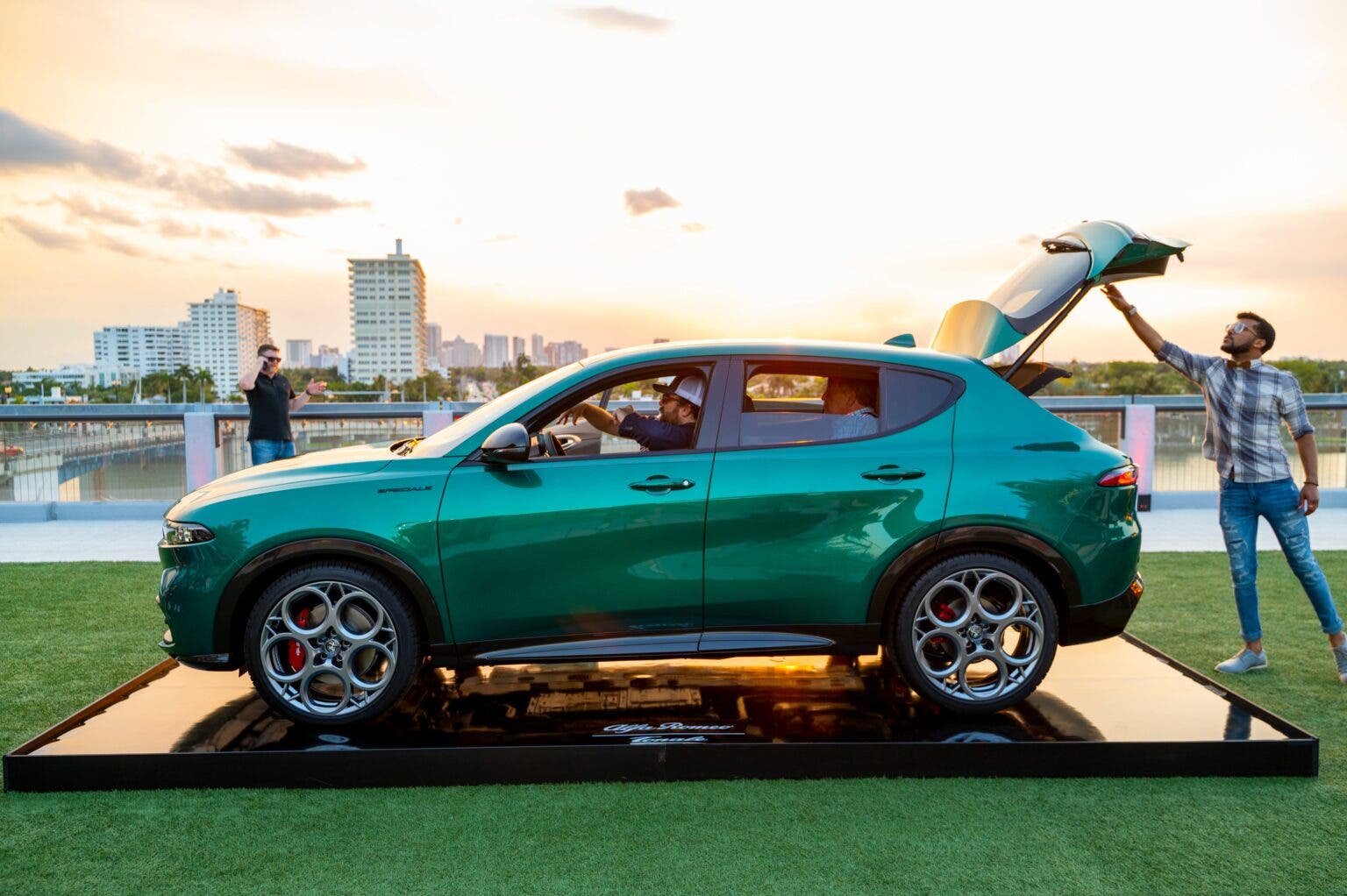 Alfa Romeo Tonale: dotazione versioni, optional e prezzi - ClubAlfa.it