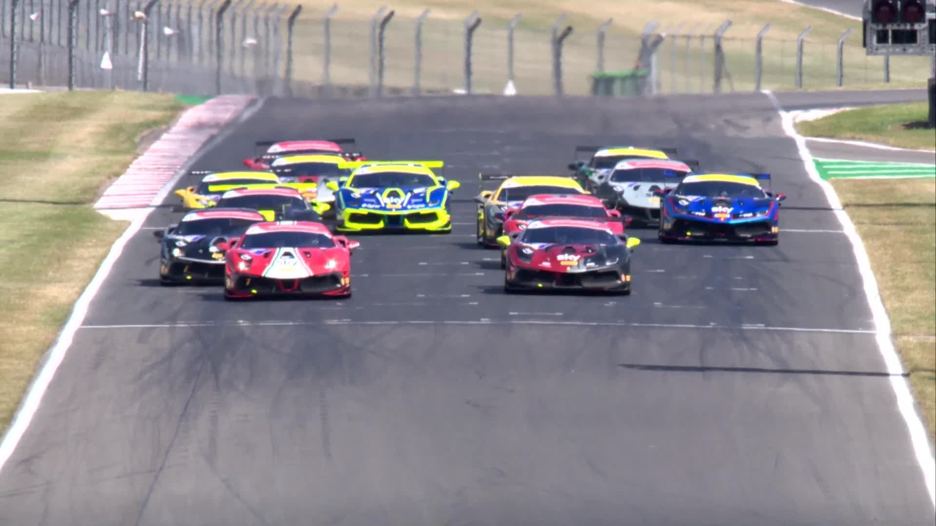 Ferrari Challenge Trofeo Pirelli UK: Morrow e Ambrose vincono a ...