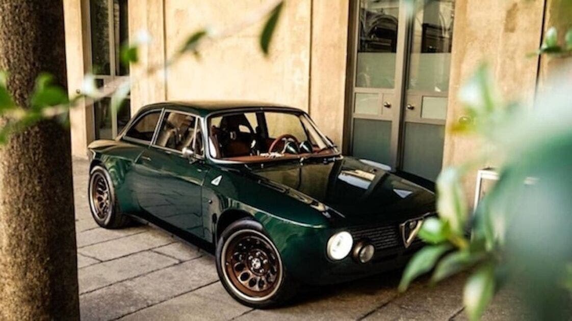Alfa Romeo Giulia GT: il gioiello degli anni '60 torna in chiave ...