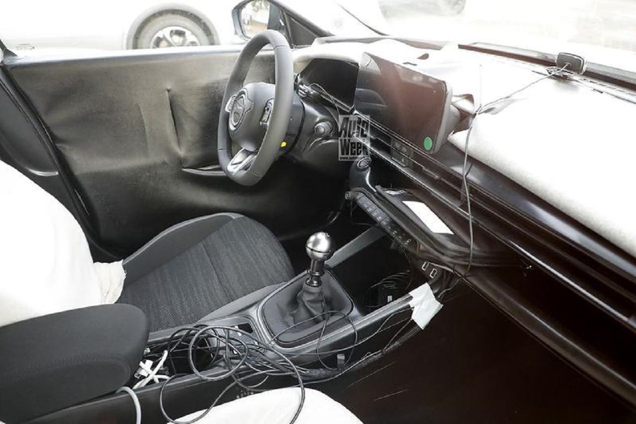Jeep B-SUV: prima immagine degli interni - ClubAlfa.it Jeep B-SUV: prima immagine degli interni - ClubAlfa.it