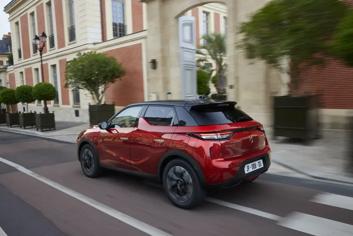 Nuova DS 3: ecco come è cambiato il SUV compatto - ClubAlfa.it