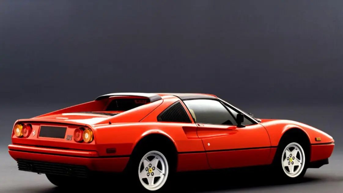 Ferrari 812 Superfast: ecco l'esemplare unico dello chef Gordon Ramsay