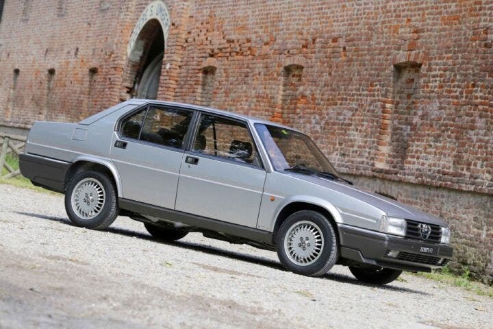 Alfa Romeo 90: la berlina media disegnata da Bertone - ClubAlfa.it