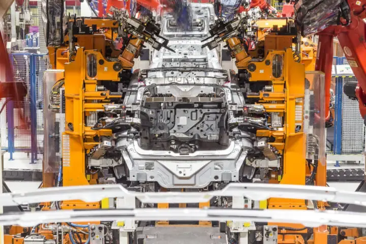 Stellantis Production Way: il sistema produttivo celebra il suo primo ...