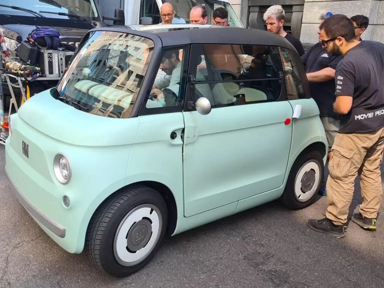 Nuova Fiat Topolino: prima immagine della versione con le portiere ...