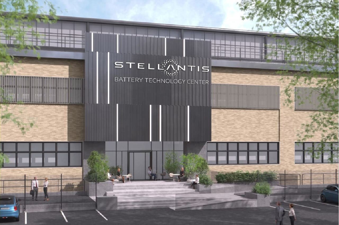 Stellantis inaugura l'8 settembre il Battery Technology Center di ...