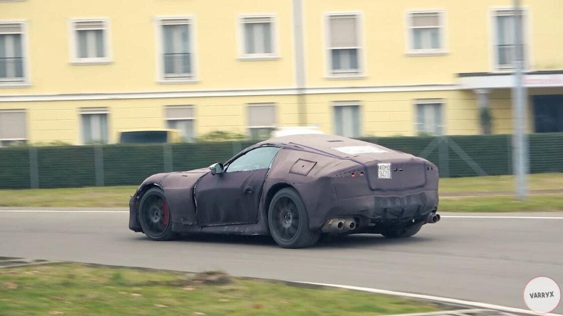 Ferrari F167: ancora test su strada per il successore della 812 ...