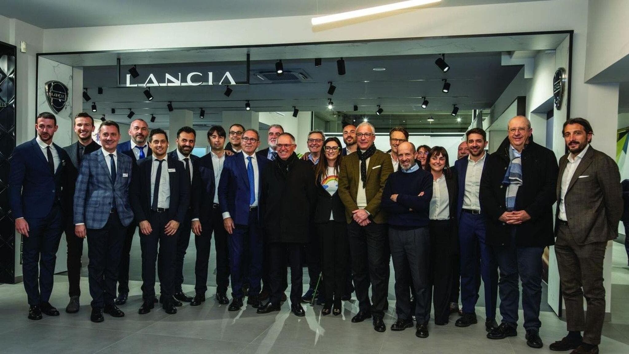 Alfa Romeo Racing: nuovo logo per la stagione 2020 - ClubAlfa.it