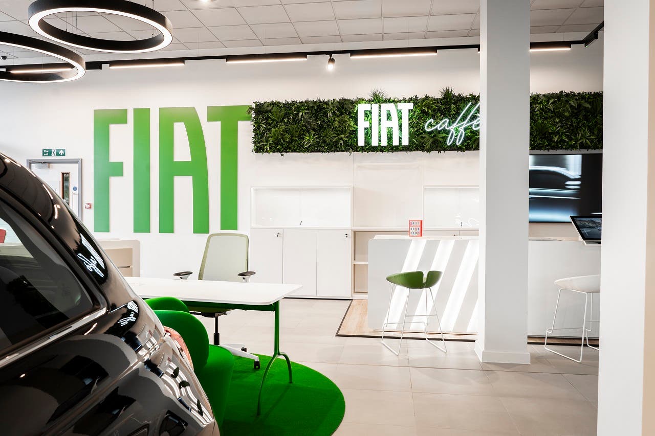 Fiat e Abarth inaugurano un nuovo showroom a Londra - ClubAlfa.it