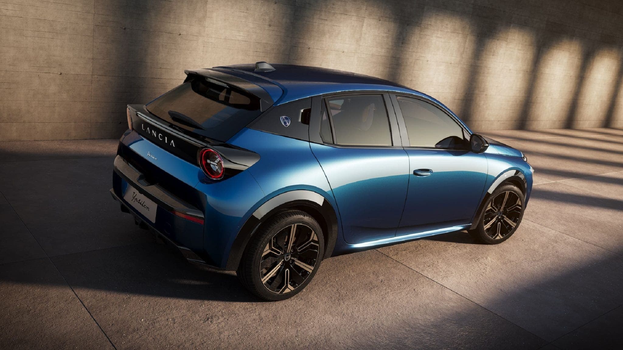 Lancia Design Day: ecco il nuovo logo di Lancia - ClubAlfa.it