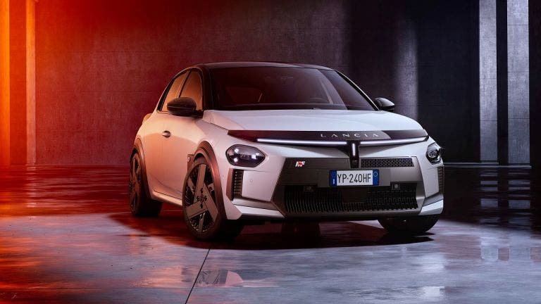 Lancia Design Day: ecco il nuovo logo di Lancia - ClubAlfa.it