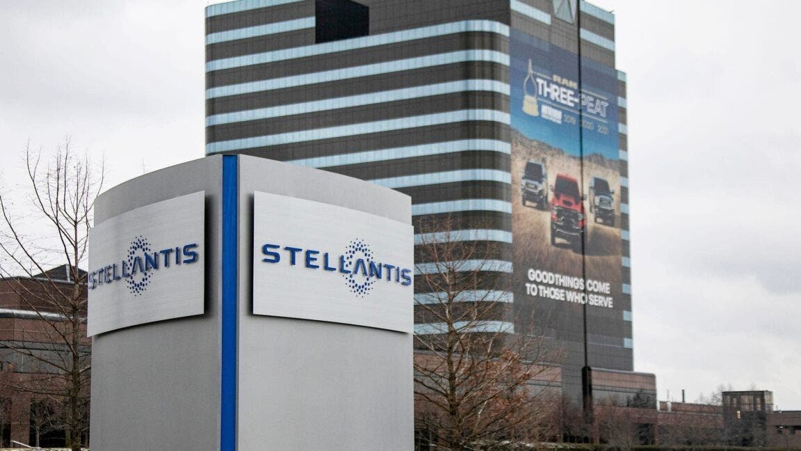 Stellantis volta pagina: con il nuovo piano l’era Tavares è finita, ora ...