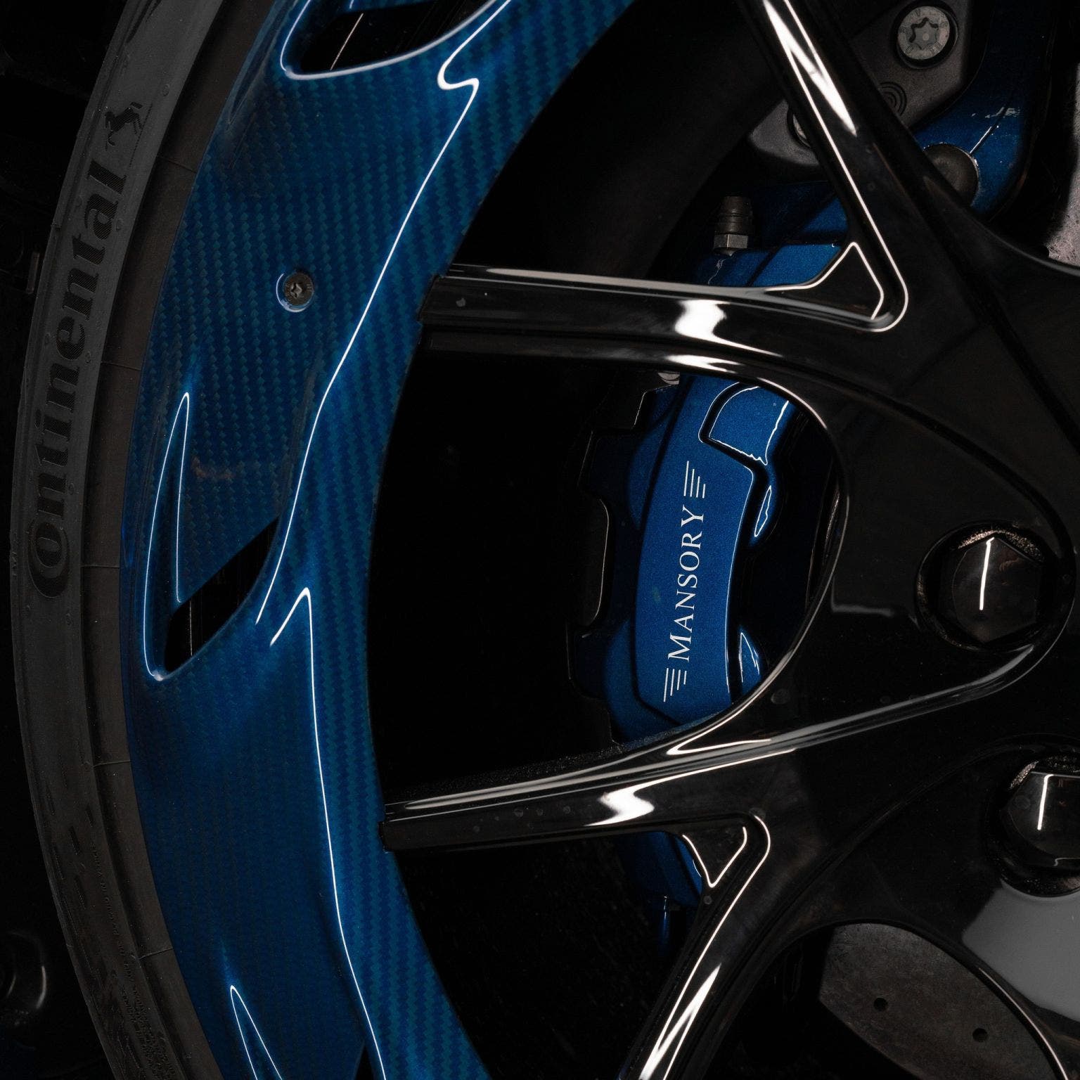 Mansory F9XX Spider: nuova "one of one" su base Ferrari SF90 Spider ...