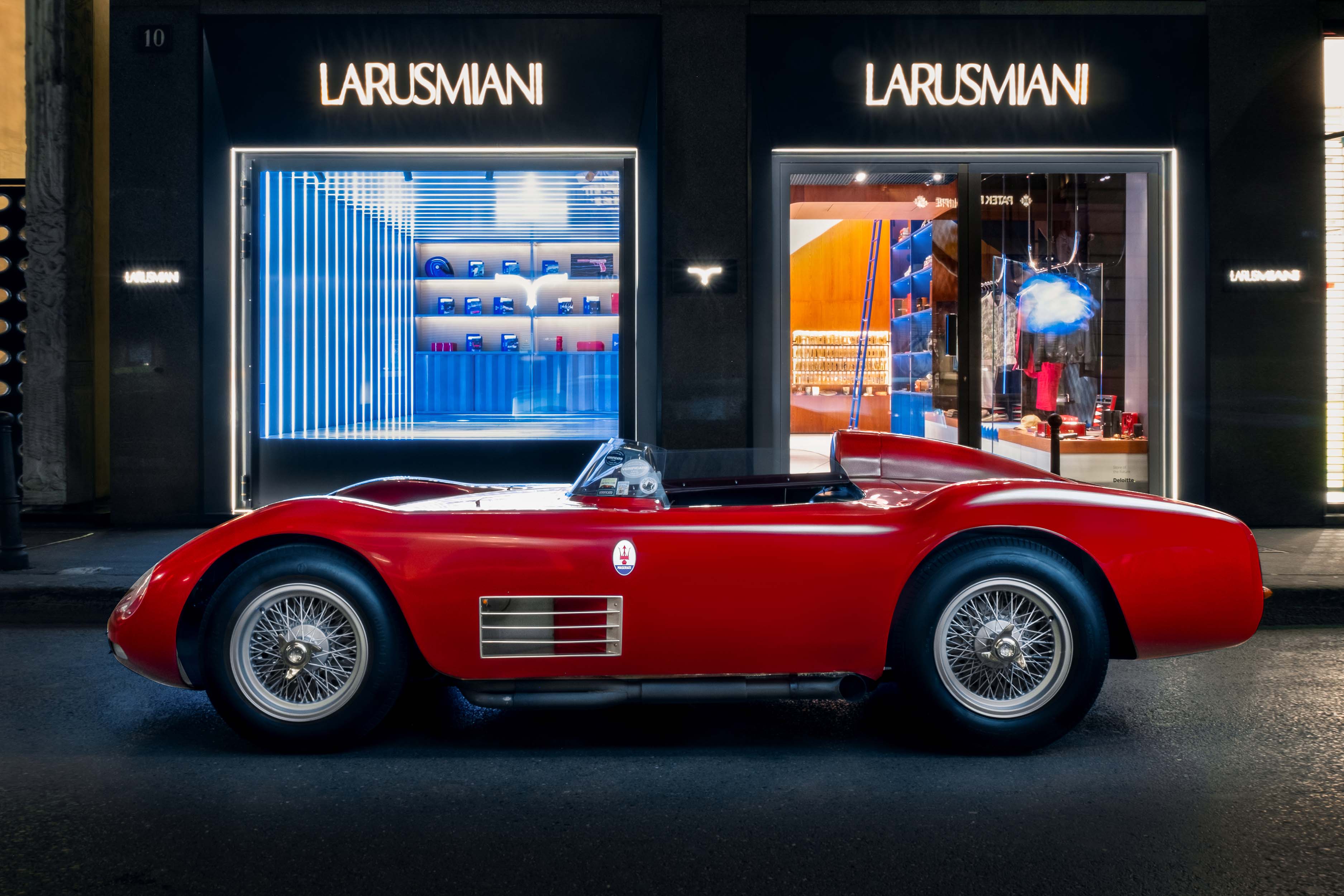Maserati 200S in mostra alla Galleria Automobilistica Larusmiani ...