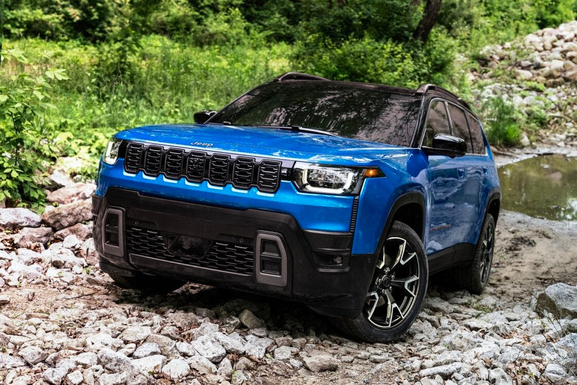 Jeep presenta la nuova Jeep Cherokee 2026 al Jeep 4x4 City Camp ...