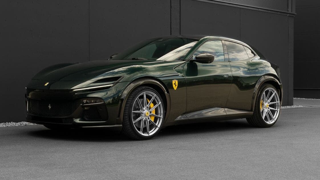 Ferrari Purosangue: ipotizzato il retro del FUV partendo da un Cayenne ...