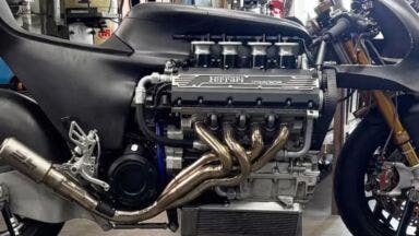 Se un V8 Ferrari sta su due ruote: ecco la HF355, forse la moto più ...