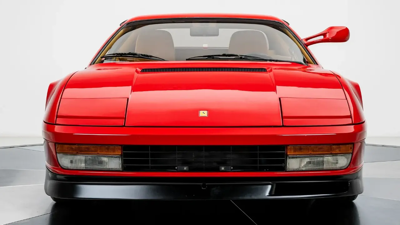 La Rossa alle Hawaii, questa sarà una delle poche Ferrari Testarossa ...