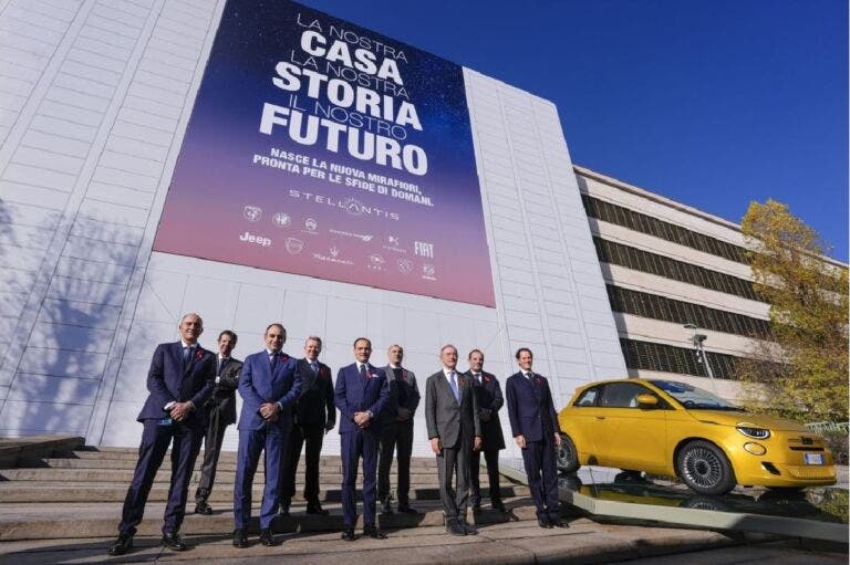 Torino festeggia l'arrivo della Fiat 500 Hybrid a Mirafiori - ClubAlfa.it