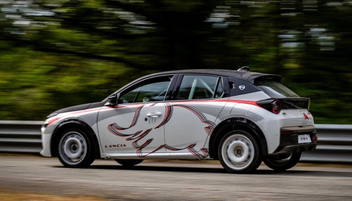 Bruno Saby su Lancia Ypsilon HF Racing al via del Rallye du Var - ClubAlfa.it