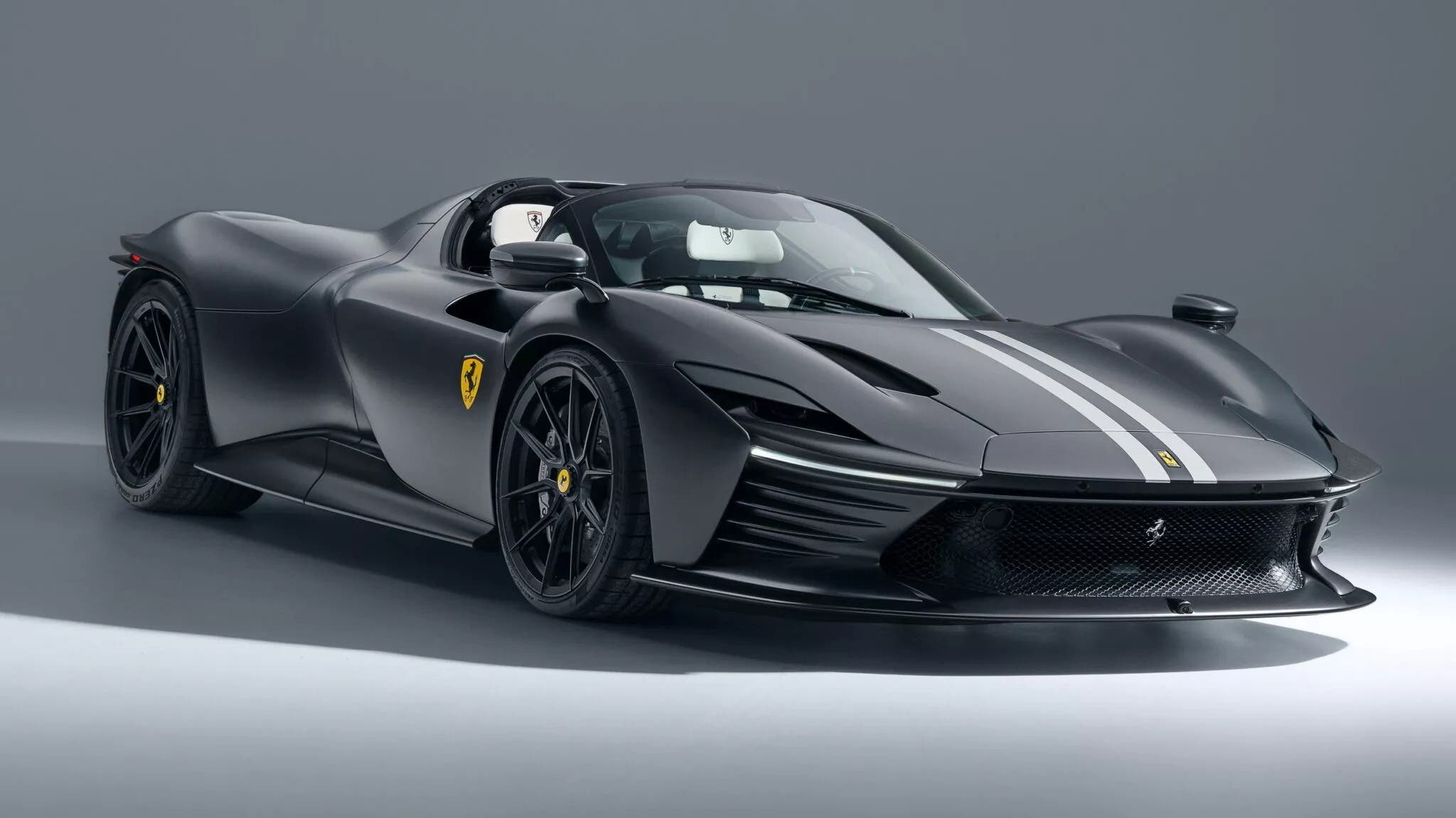 Ferrari Daytona SP3: ancora più potenza con la versione di Novitec in ...