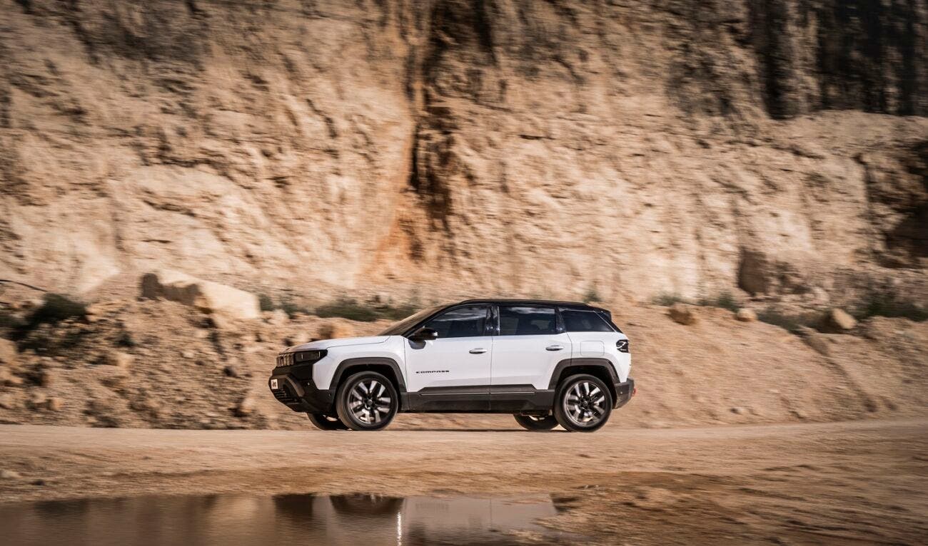 Nuova Jeep Compass 4xe, via agli ordini: 375 CV e oltre 600 km di ...